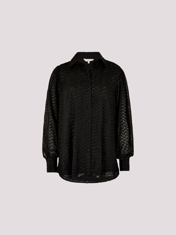 APRICOT CHEVRON SHIMMER JACQUARD VOLUME SLEEVE SHIRT IN BLACK – R ...